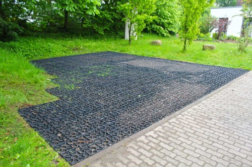 Rasengitter RG24 aus Kunststoff zur direkten Verlegung ohne Unterbau